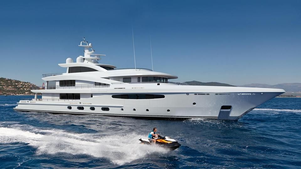 Volpini 2 yacht (Amels, 57.7m, 2018)